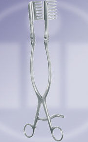 BECKMANN EATON RETRACTOR, 7X7 PRONGS, SHARP, 50MM DEEP, 32CM